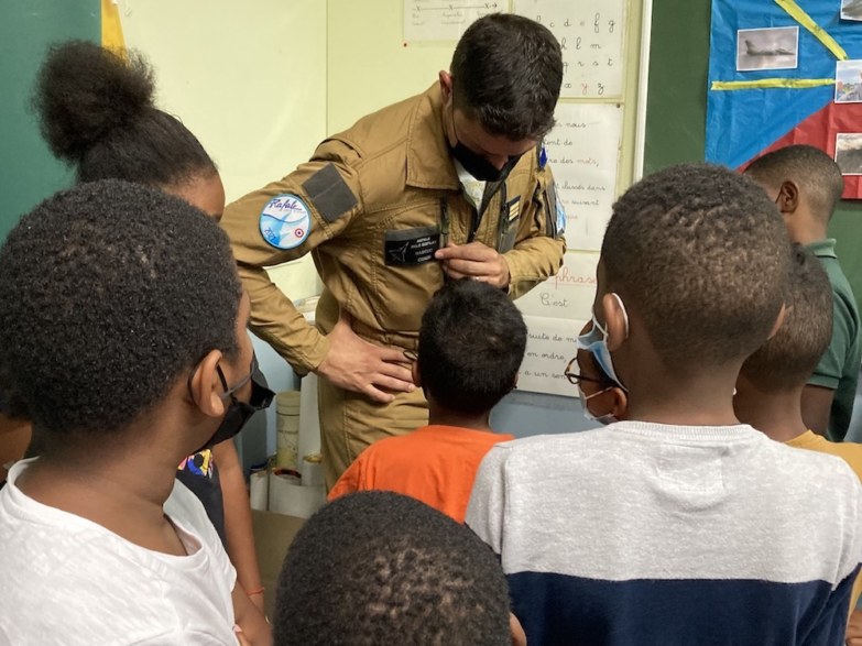 Le pilote de chasse, Sébastien « Babouc » NATIVEL, rencontre les ...