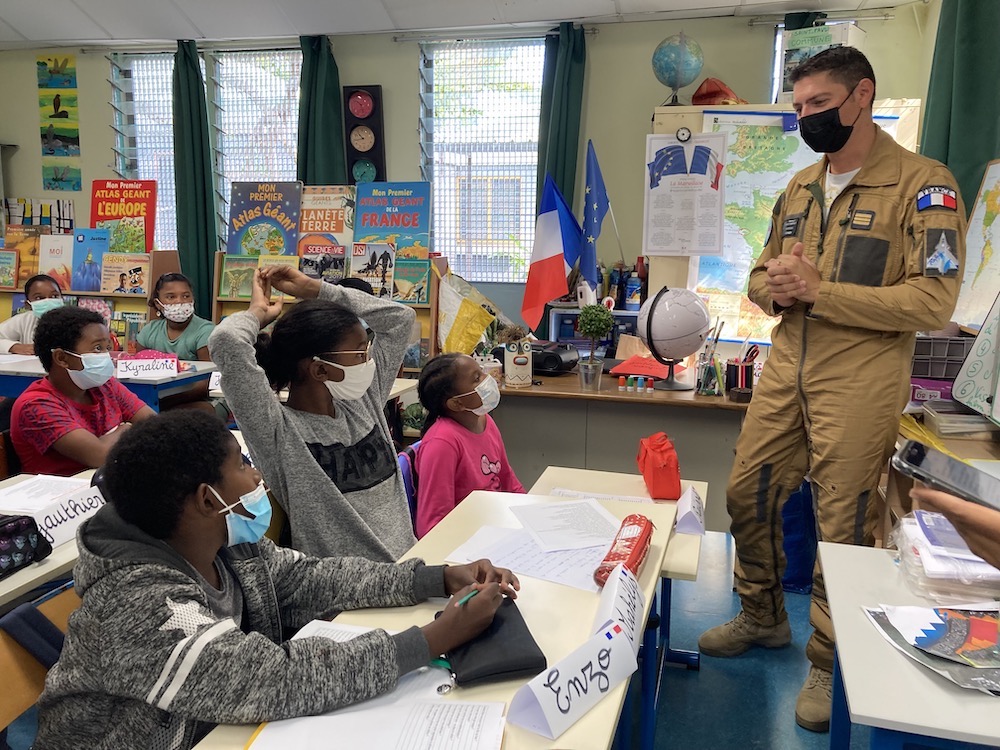Le pilote de chasse, Sébastien « Babouc » NATIVEL, rencontre les ...