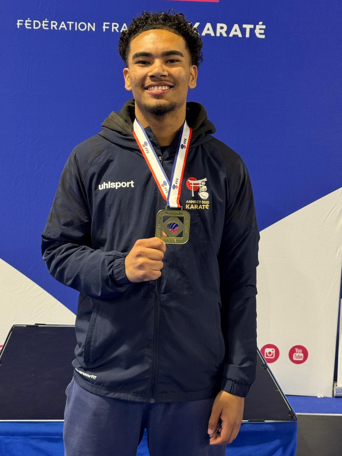 Le Saint-Paulois Métis PILLANT remporte la Coupe de France de Kata ...